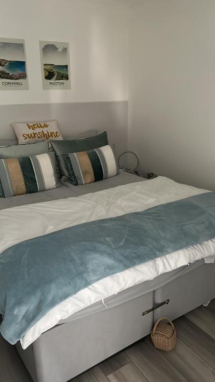 Little Jem Harlyn Bay near 7 Bays, St Merryn (updated prices 2024)