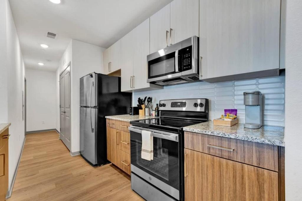 Dockside living in Clemson 2 bedroom Unique Amenities, Clemson (updated ...