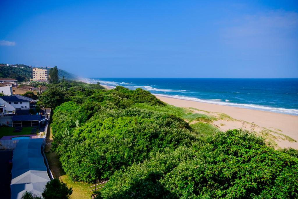 504 Amazibu Holiday Flat- Paradise on the Beach, Amanzimtoti (updated ...