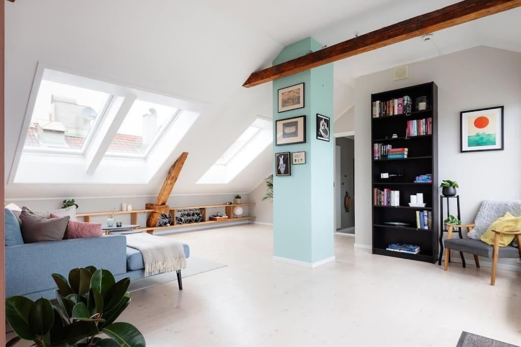 Large loft - Private rooftop terrace - Old Town, Oslo (updated prices 2025)