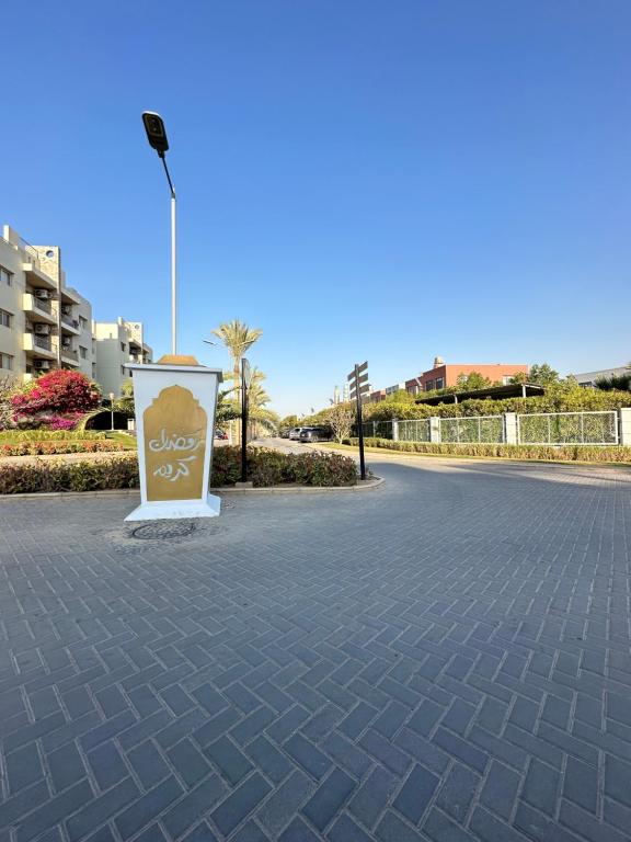 Amazing apartement in the best compound in Zayed, Sheikh Zayed (precios ...