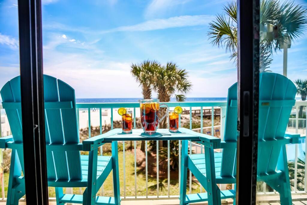 Oceanfront 1 Bedroom, Outdoor Pool w/Private Beach Access, Orange Beach ...