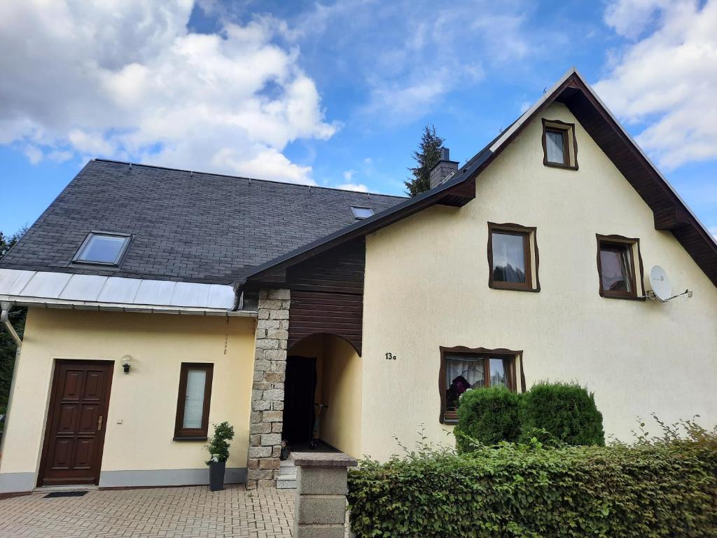 Ferienwohnung Familie Schreiter, Neudorf (updated prices 2026)