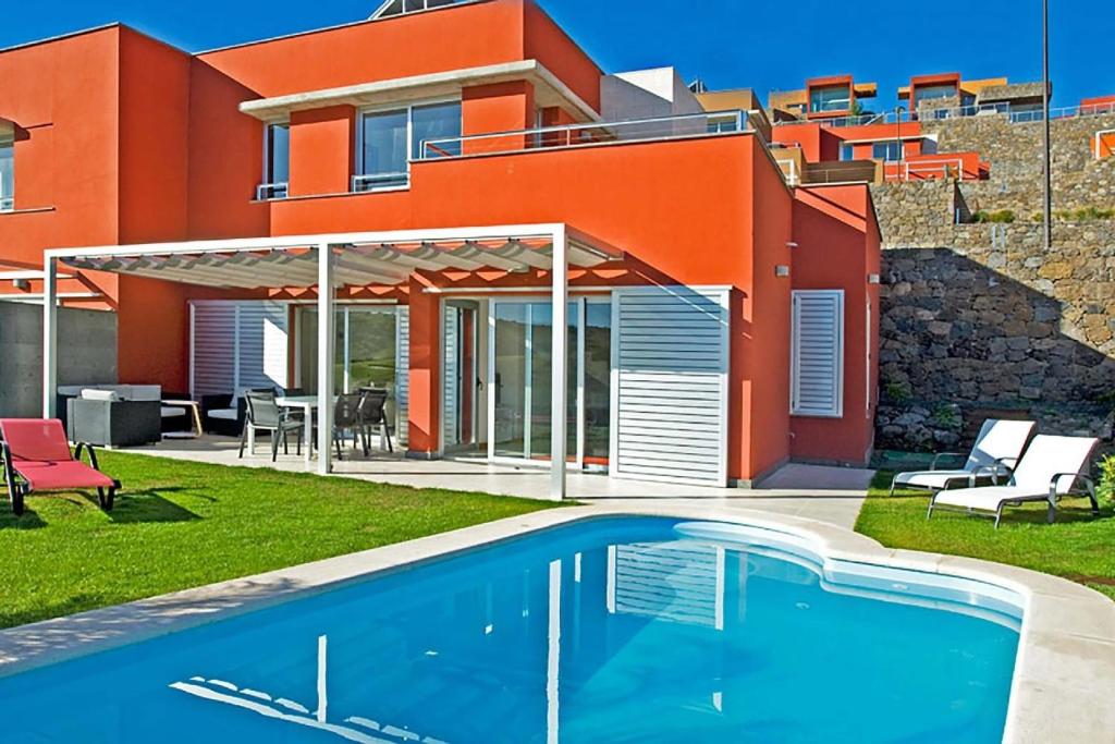 Ferienhaus mit Privatpool für 4 Personen ca 103 qm in Las Crucitas ...