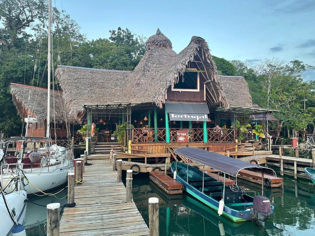 Rio Dulce Travel Guide: Best things to do in Rio Dulce, Guatemala