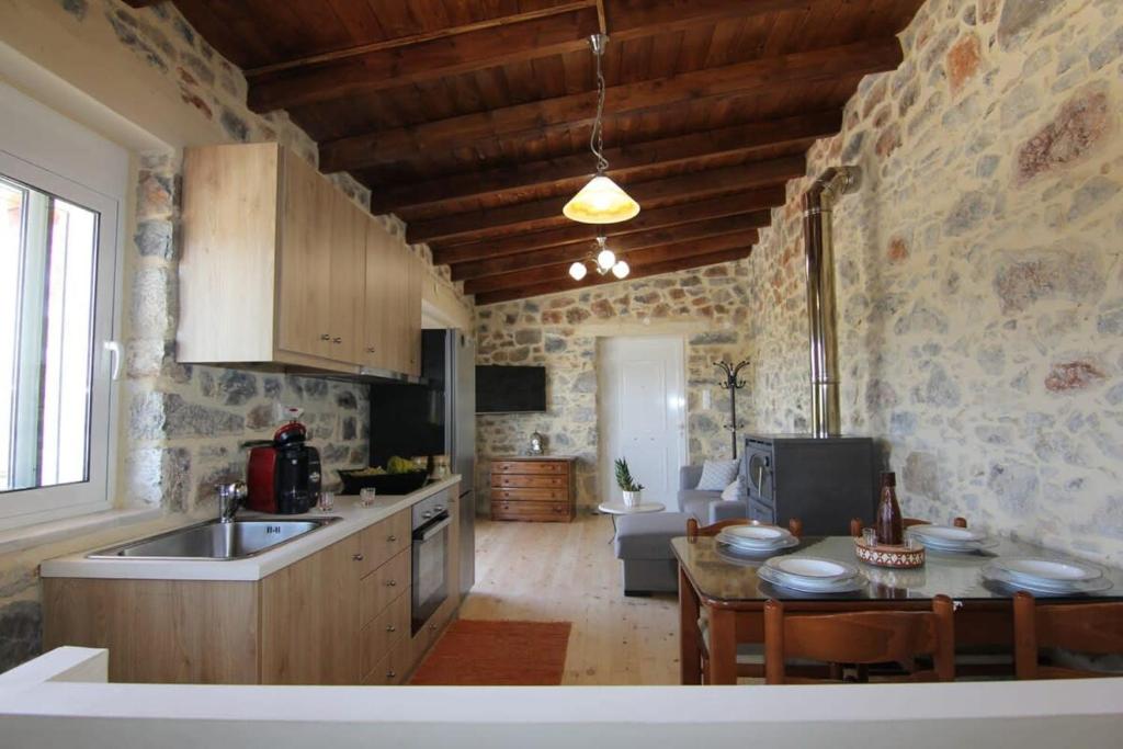 Malia Stone Residence - Secluded Cozy Retreat, Goníai (updated prices 2025)