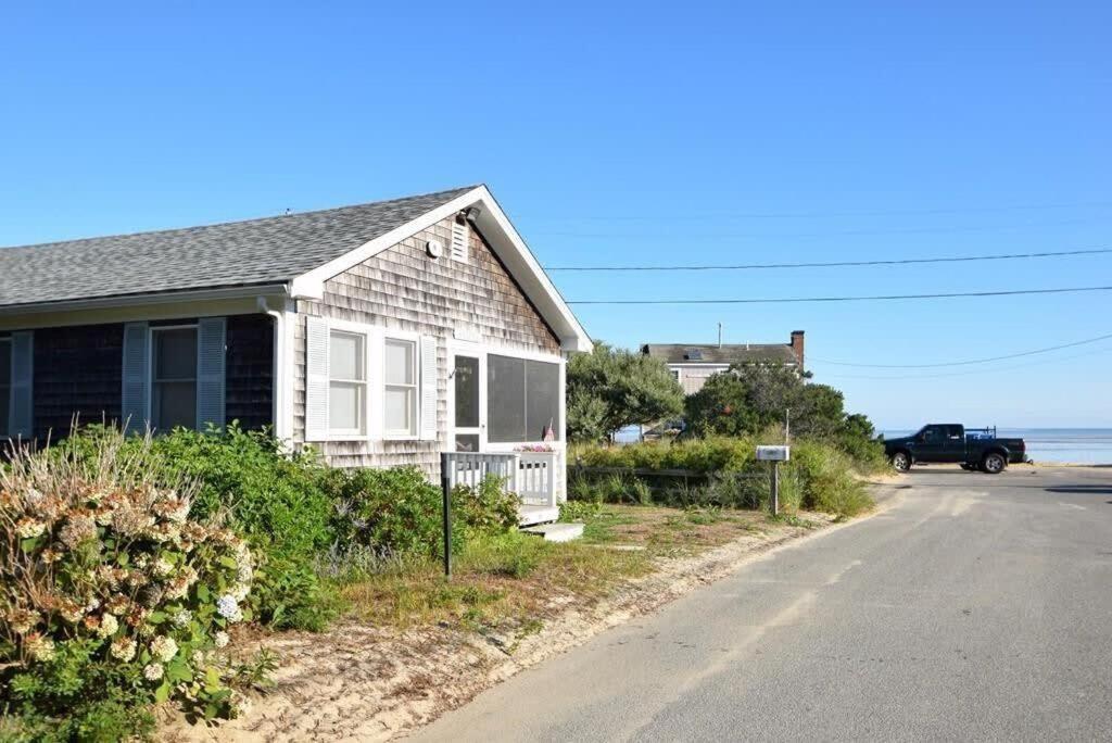 18823 - Steps to the Beach Lovely Beach House Steps to Ellis Landing ...