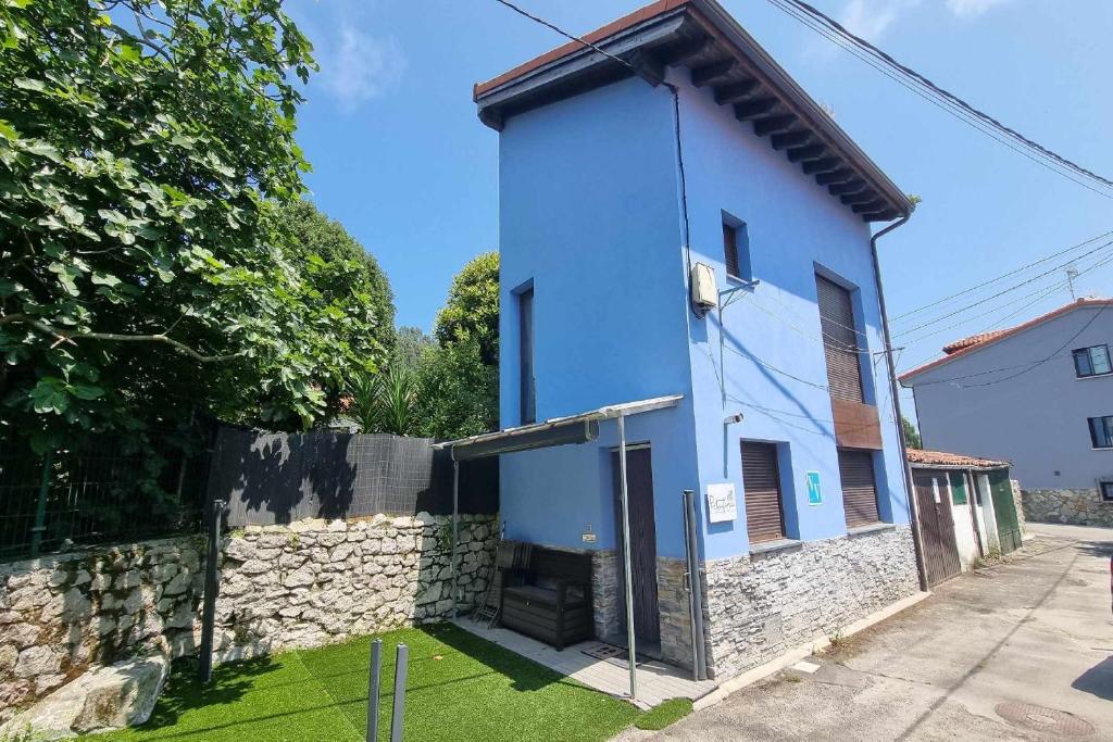 Vivienda Vacacional La Pitufina Blue, Andrín – Updated 2024 Prices