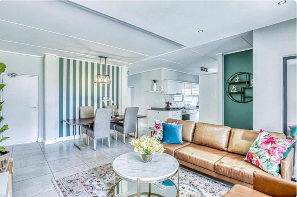 Luxury Apartment at Polofields Lifestyle Estate, Waterfall Midrand ...