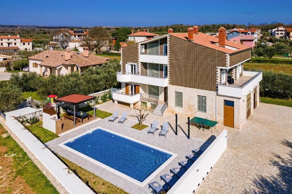 Ferienhaus für 12 Personen in Fažana-Surida, Istrien Istrische Riviera ...