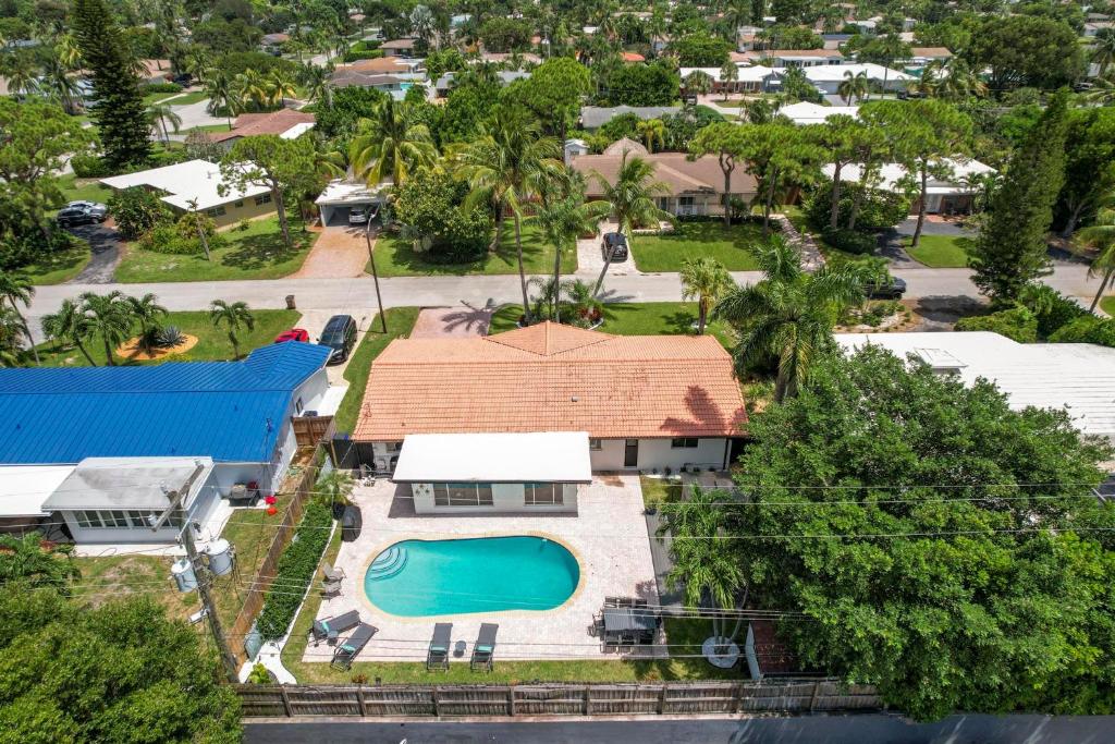 2 miles to Beach~ Pool ~Cabana~ Pool Table, Deerfield Beach (updated ...