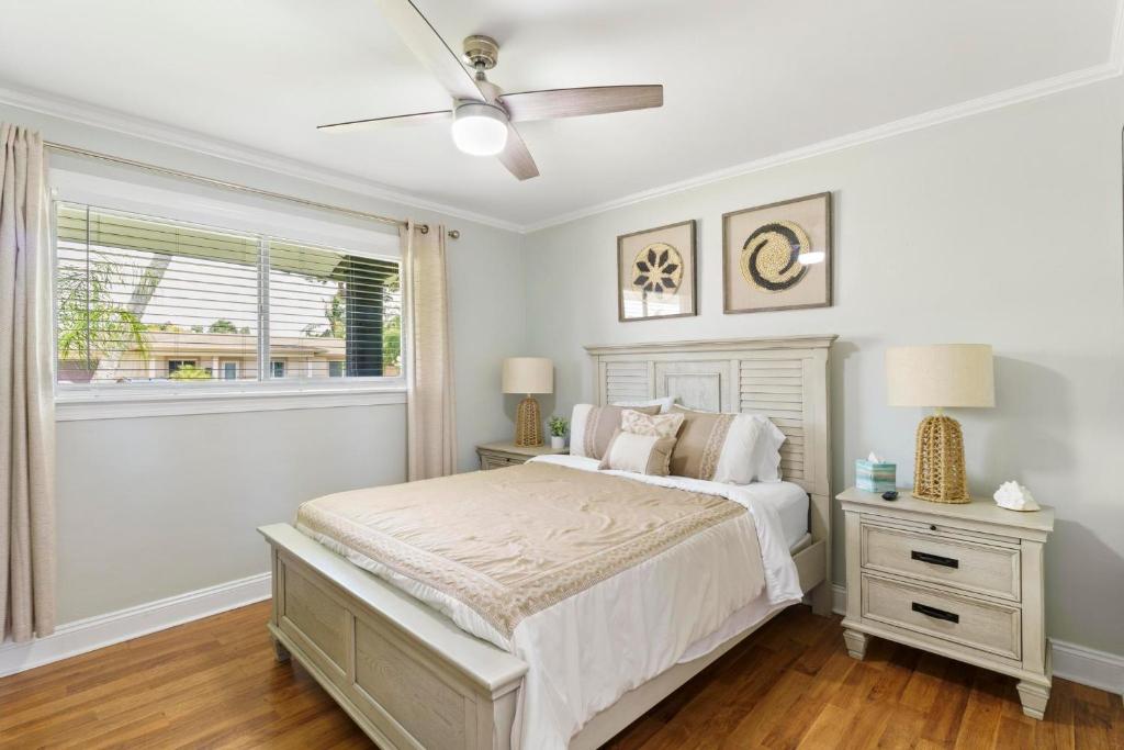 2 miles to Beach~ Pool ~Cabana~ Pool Table, Deerfield Beach (updated ...