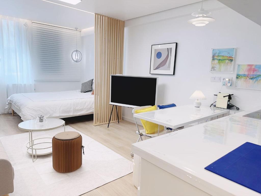 Le Pinky Bird - Paris Letellier 15, Parigi (prezzi aggiornati per il 2024)