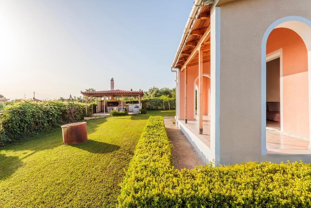 Casa Rosa Villa, Zakharo (updated prices 2026)