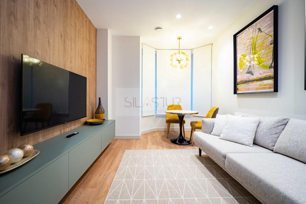 Ezcurdia Élite 1C by Silastur, Gijón (updated prices 2026)