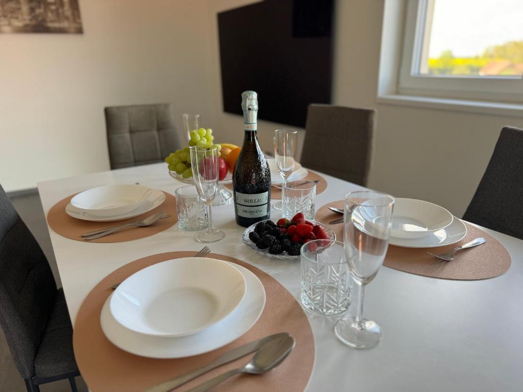 Byt apartman 74m2 vyhled klid priroda, Prague (updated prices 2025)