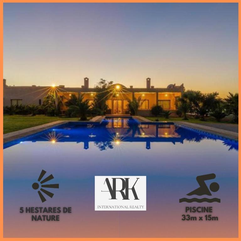 La villa Houda piscine parking privé 15 min Marrakech - ARK Realty ...