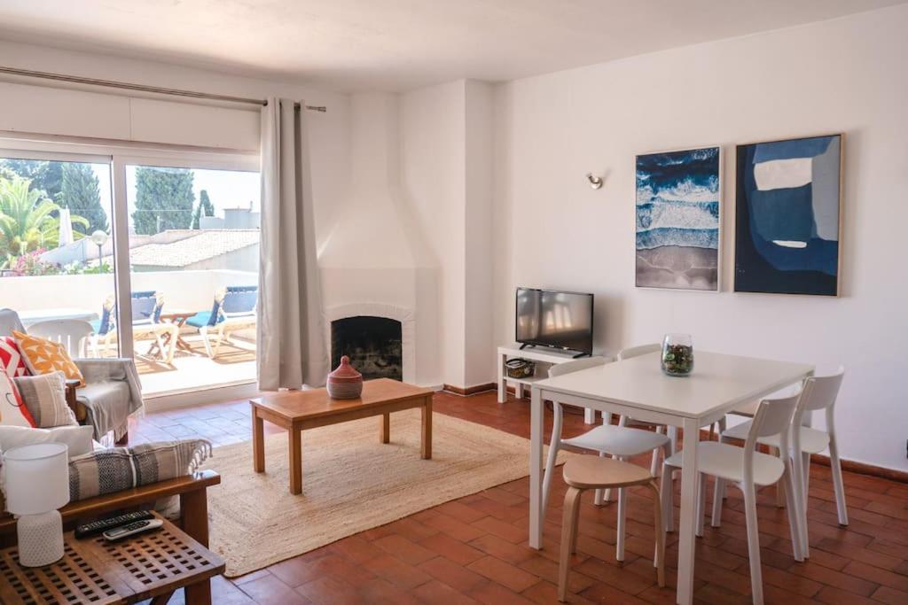 PalmHouse Senhora da Rocha Algarve, Porches (updated prices 2026)