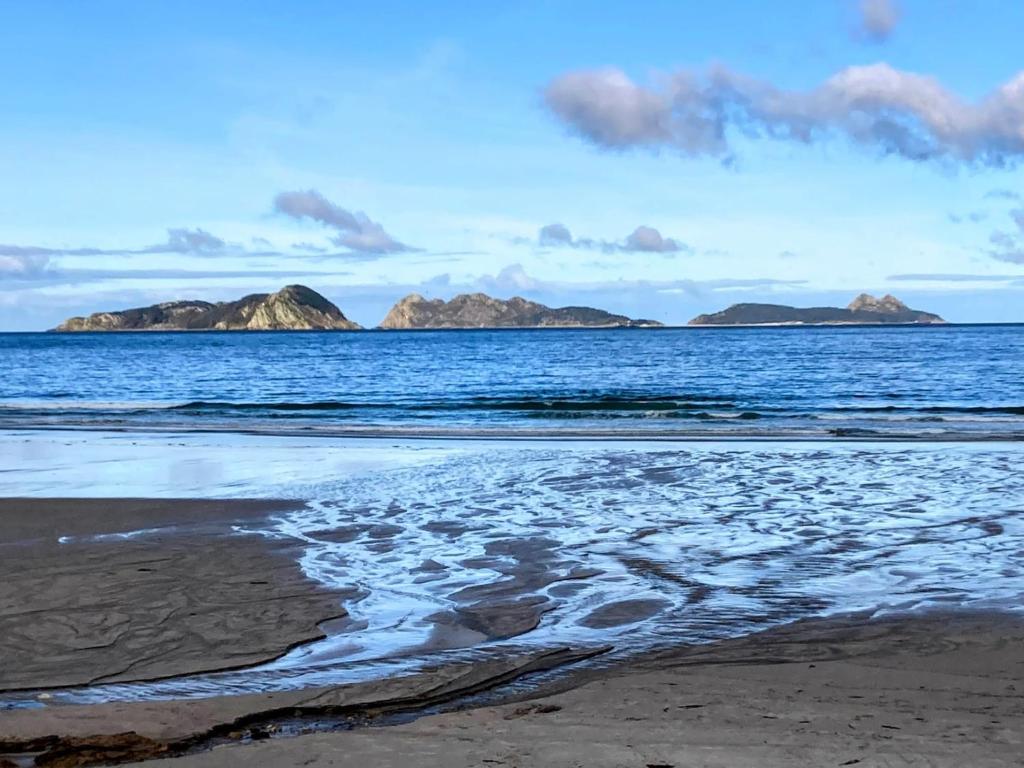 Mirambel Playa de Patos, Nigrán (updated prices 2025)