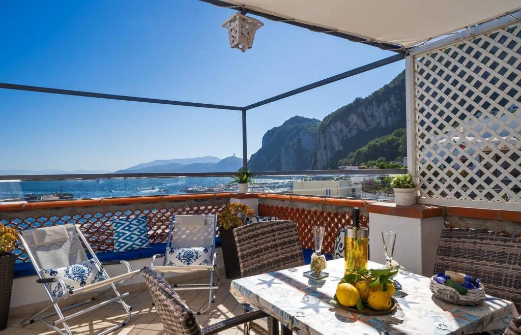Donna Rosa Capri - Charming House by the Sea, Capri (updated prices 2026)