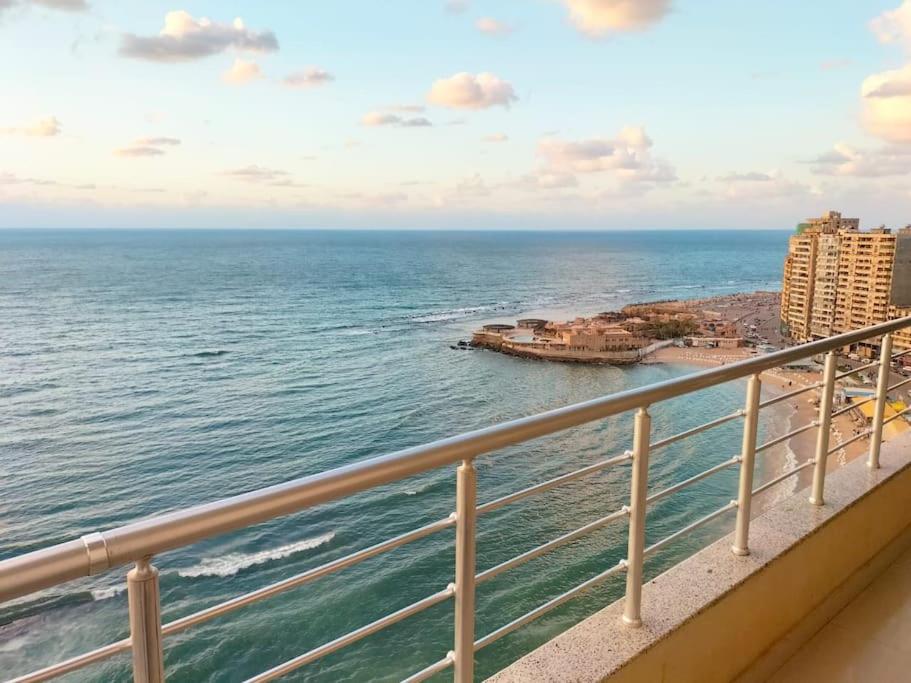 Apartment in Sidi Beshr bahri with clear sea view, Alexandria (updated ...