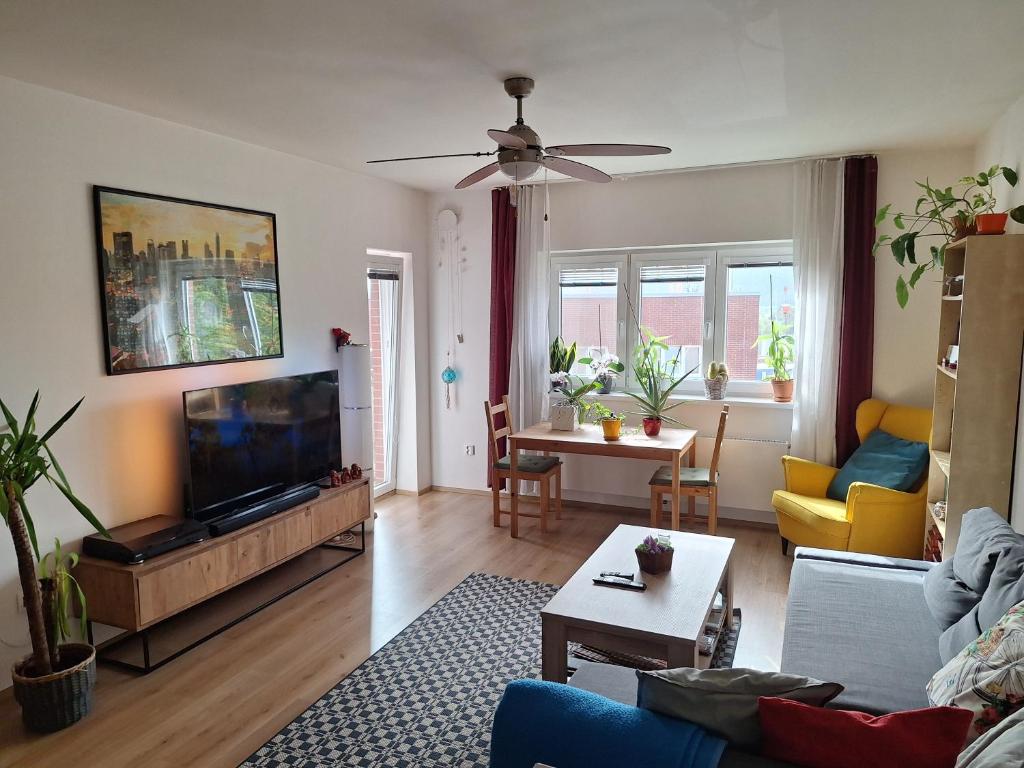 Modrany flat for weekly stays, Prague (updated prices 2024)