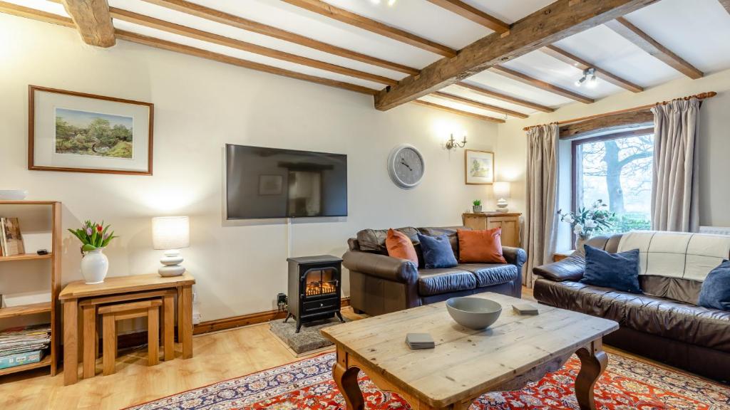 Monyash Barn, Monyash (updated prices 2025)