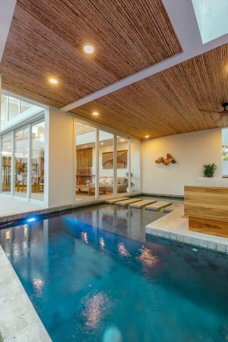 Hermosa Palms, Casa Lorenzo Beach Front Club House, Playa Hermosa ...