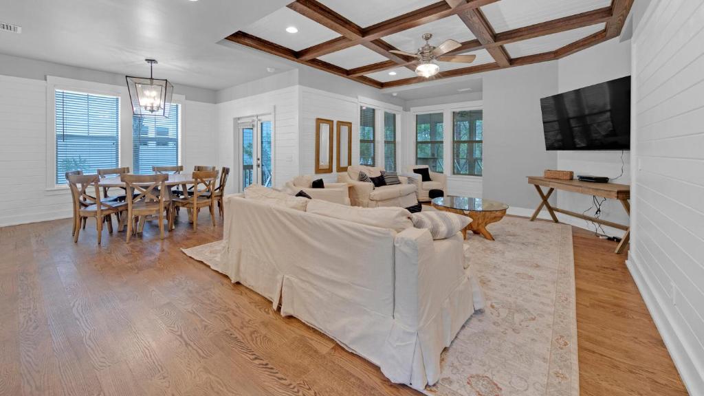 Luxury Seacrest Beach Home Community Pool Deeded Beach Access ...