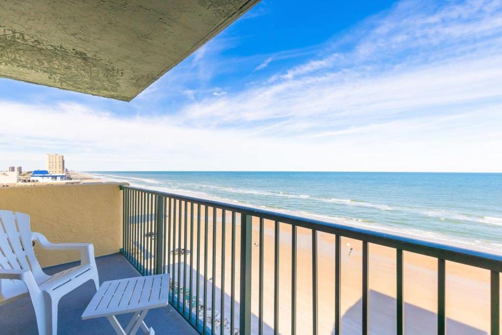 Coastal Chic Suite at Sunglow Resort by Brightwild, Daytona Beach ...