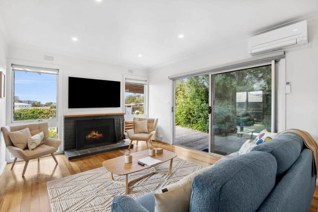 Torquay Springs with pool 600m to beach, Torquay (updated prices 2025)