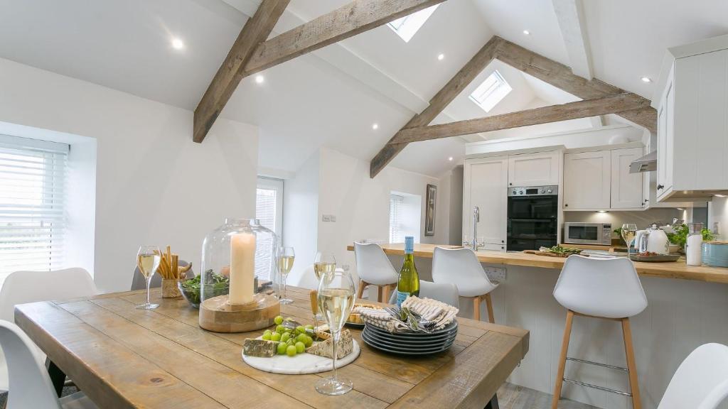 Ty Capel, Pentraeth (updated prices 2025)