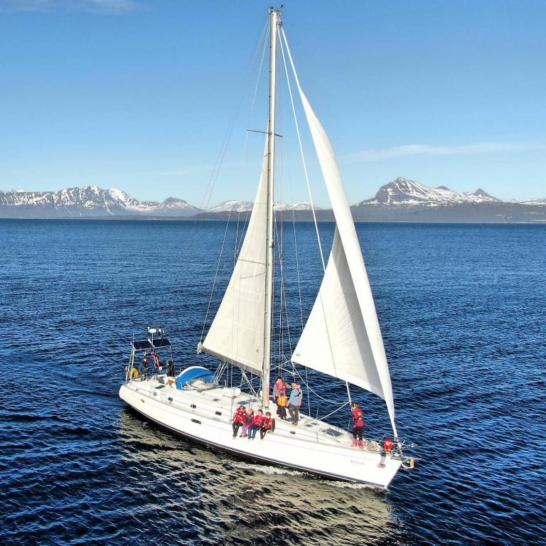 Weekend liveaboard sailing tour, Harstad (updated prices 2026)