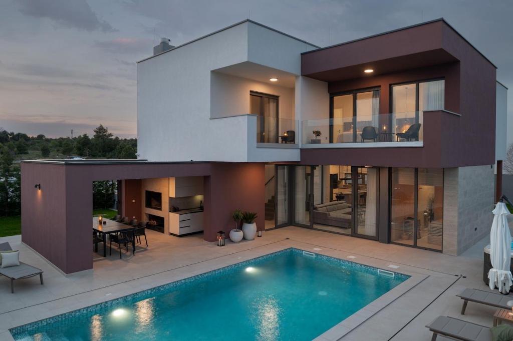 New Villa 55 - Vrsi heated pool jacuzzi sauna, Vrsi (updated prices 2026)