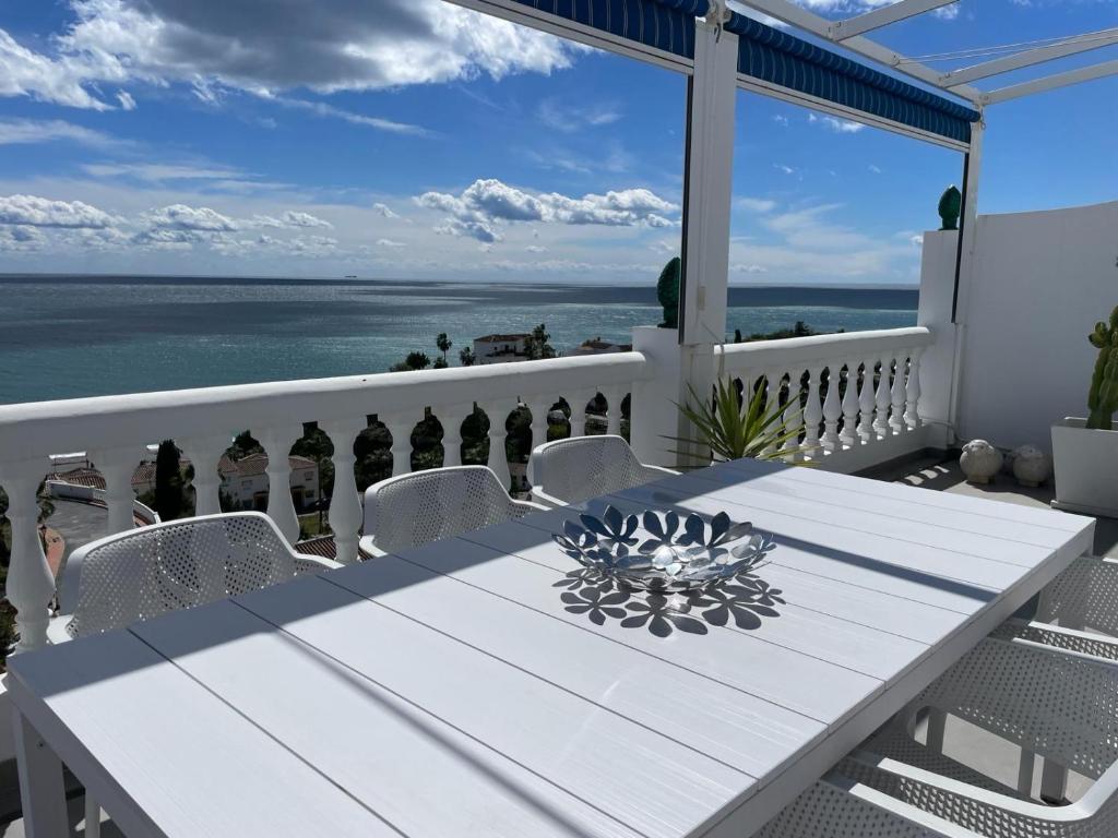 Bella Vista Beach Club Sea Views, Torrox Costa (updated prices 2025)