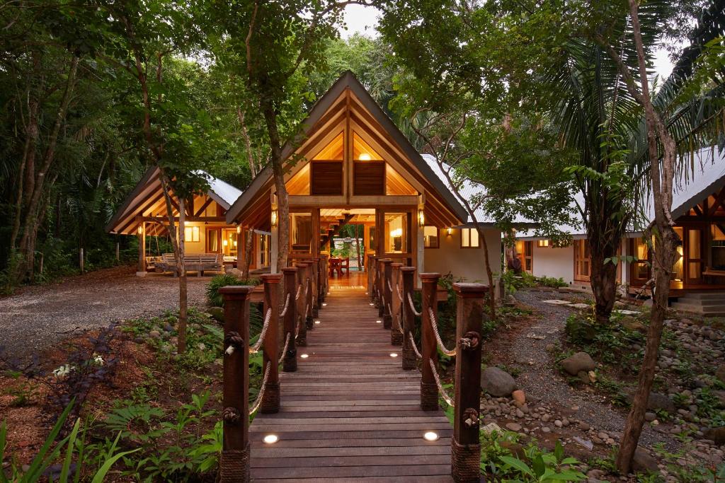 Casa Ananda a Bali Inspired Home, Nosara (updated prices 2025)