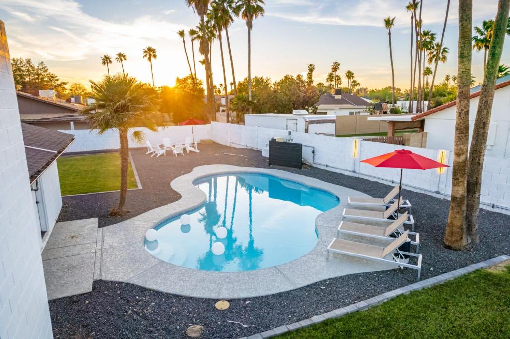 The Agave Family Oasis-Modern 5BR-Pool-Bar, Phoenix (updated prices 2024)