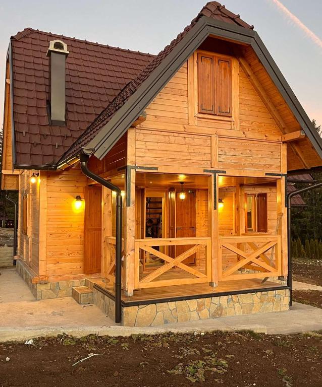 Brvnara Sekvoja, Sekulić (updated prices 2025)