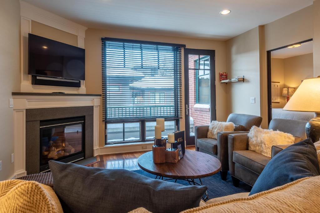 Evergreen Condo 26, Ketchum (updated prices 2025)
