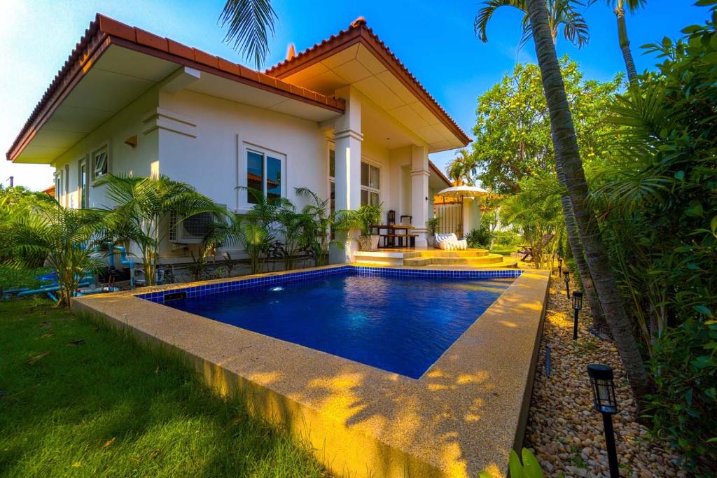 2 Bedroom Private Pool Bali Style Villa B98, Hua Hin (updated prices 2025)
