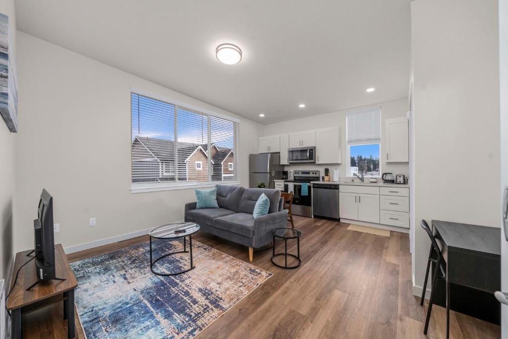 Urban Living: Stylish Apts in the Heart of Tacoma, Tacoma (updated ...