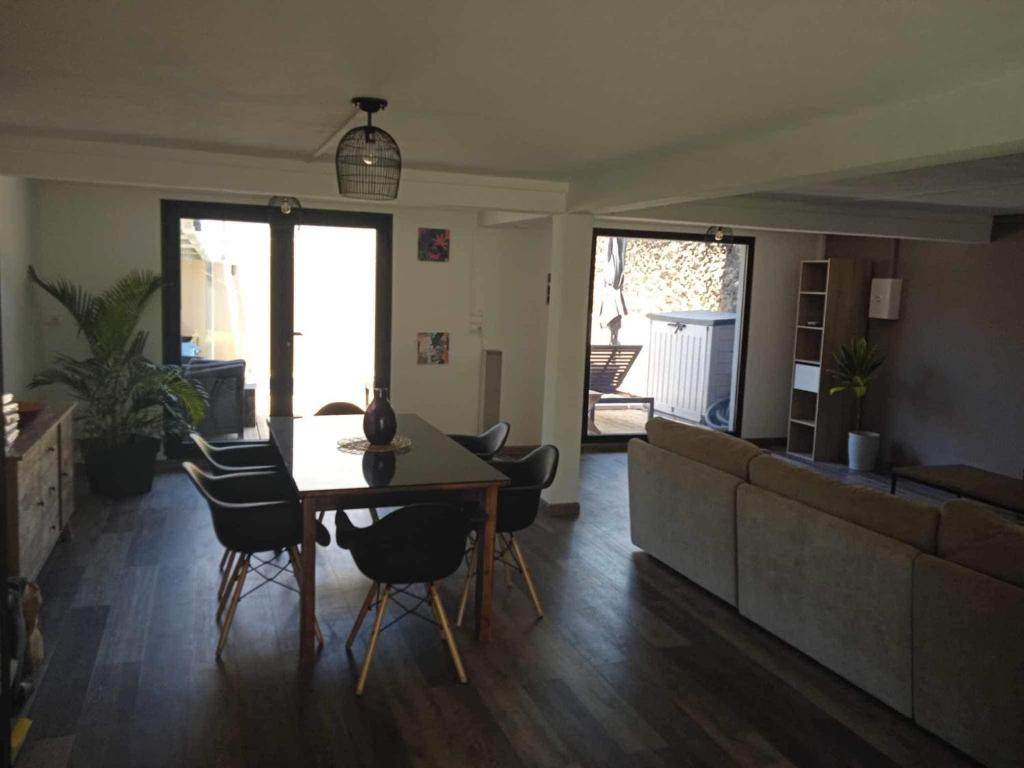 ZOT CHEZ ZOT, Saint-Pierre (aktualisierte Preise für 2024)