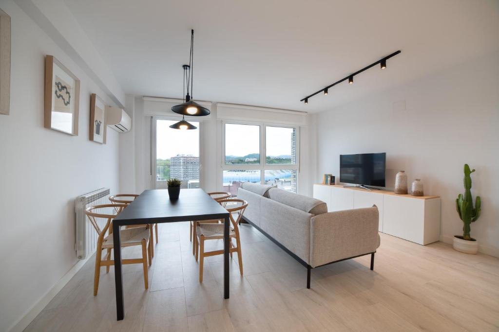 Amara Tower 14, Donostia-San Sebastián (updated prices 2026)