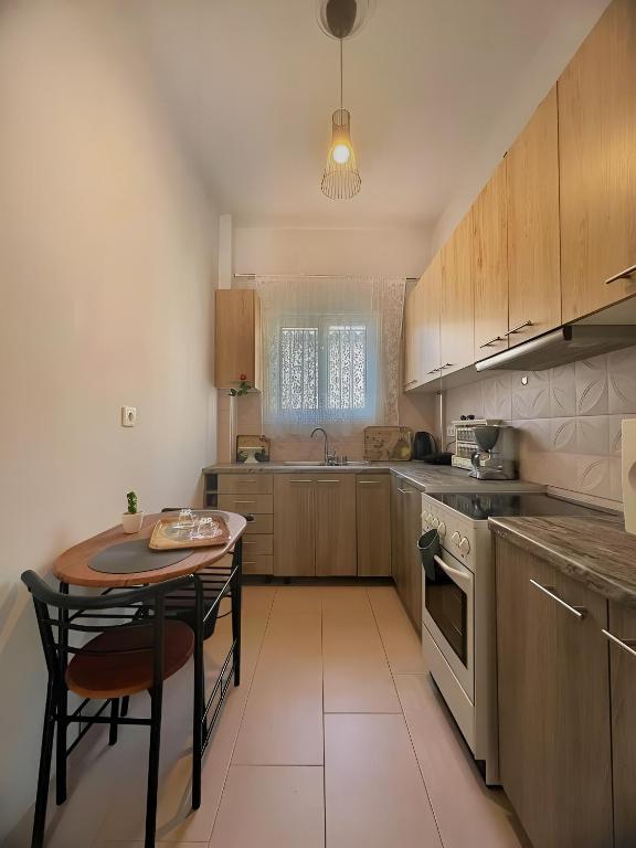 Eda House, Athens (updated prices 2025)