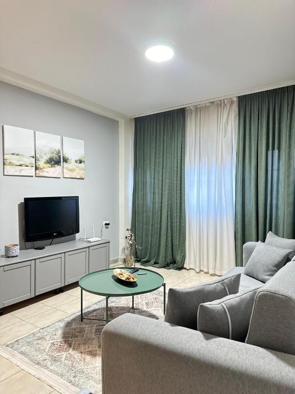 Pazari i Ri: Central Cozy Stay, Tirana (updated prices 2026)