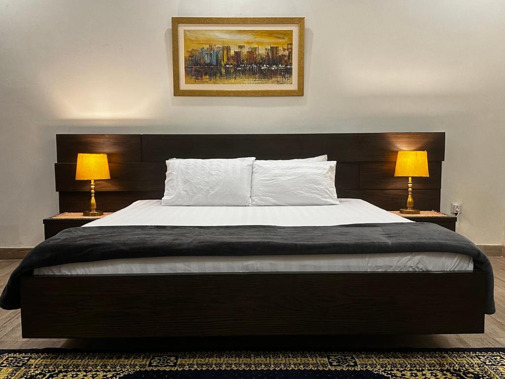 Presidential Suit in Villa w/AC, Islamabad (updated prices 2025)