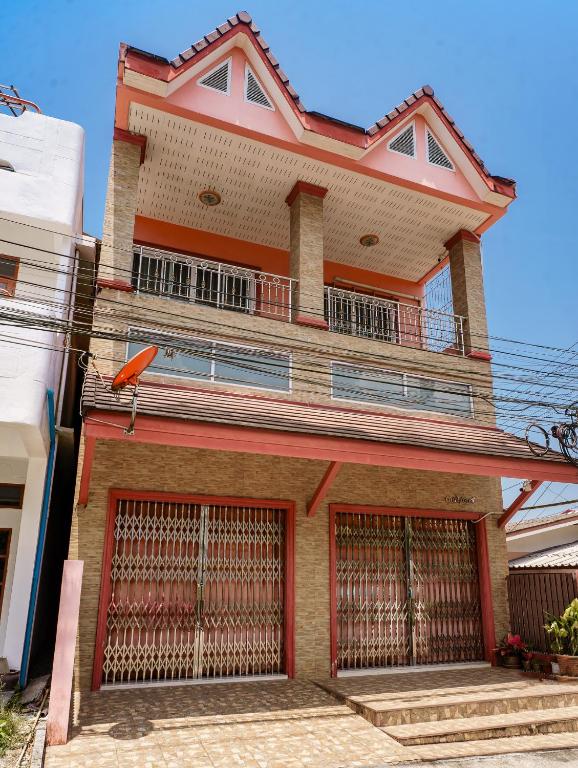 close, Ban Lum Than (updated prices 2025)