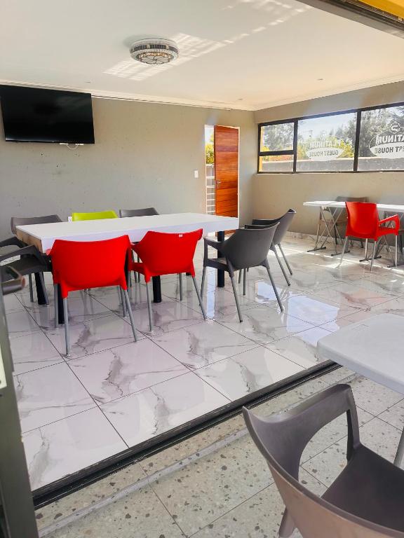 Platinum Guest lodge Germiston, Germiston (updated prices 2025)