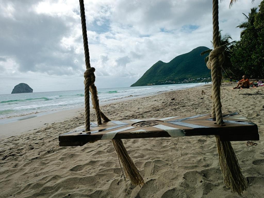 Kay Ti Colibri, Le Diamant (updated prices 2026)