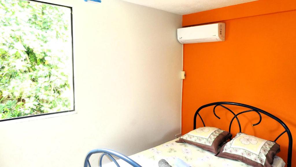 La source, Sainte-Marie (updated prices 2025)